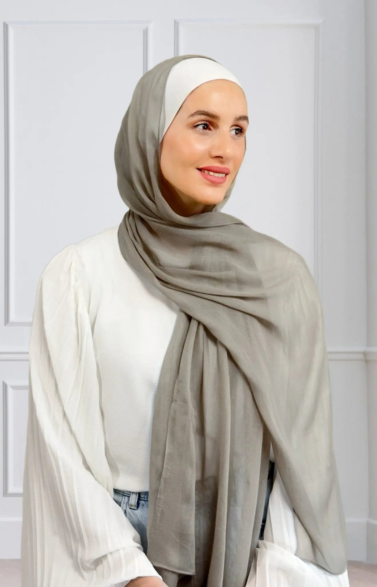 Linen Hijabs| Explore the softest, almost weightless, Breathable Hijab